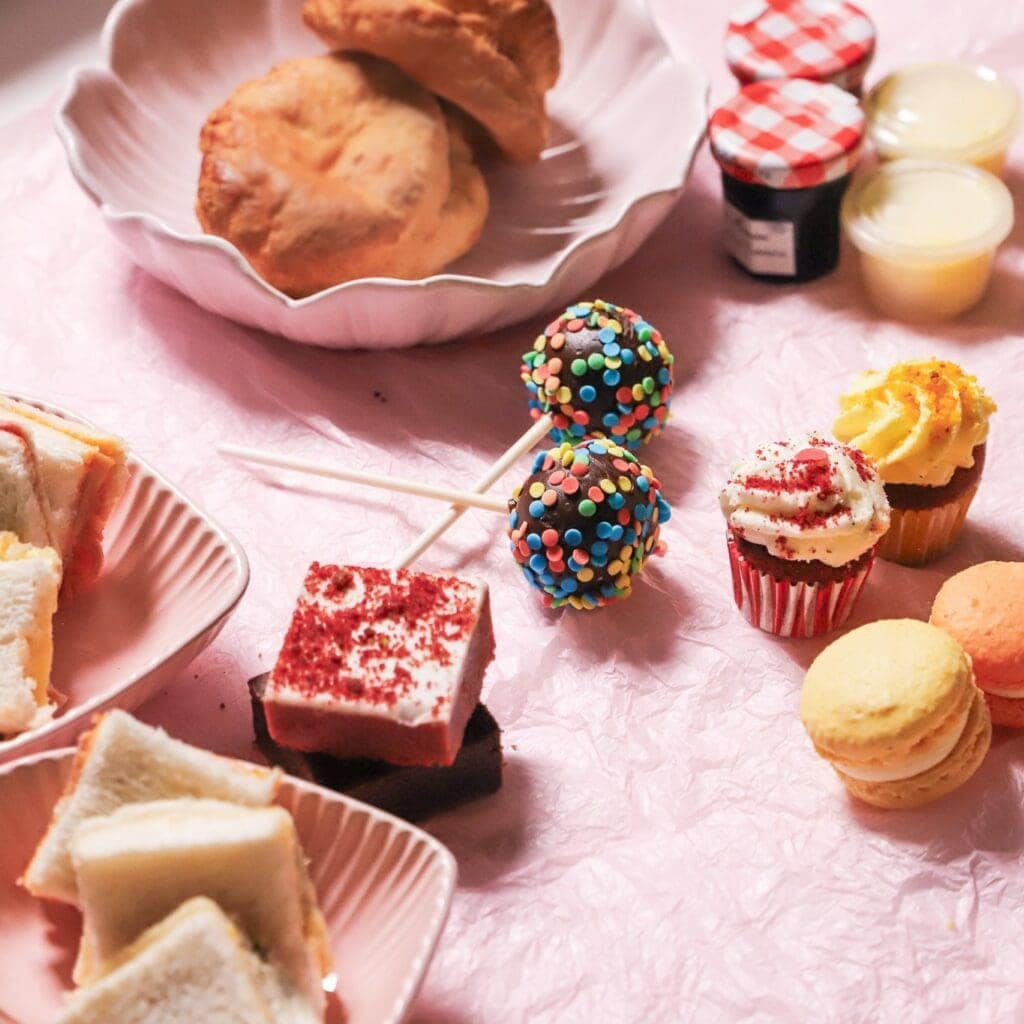 High Tea Box - TEN TO THREE BAKERY